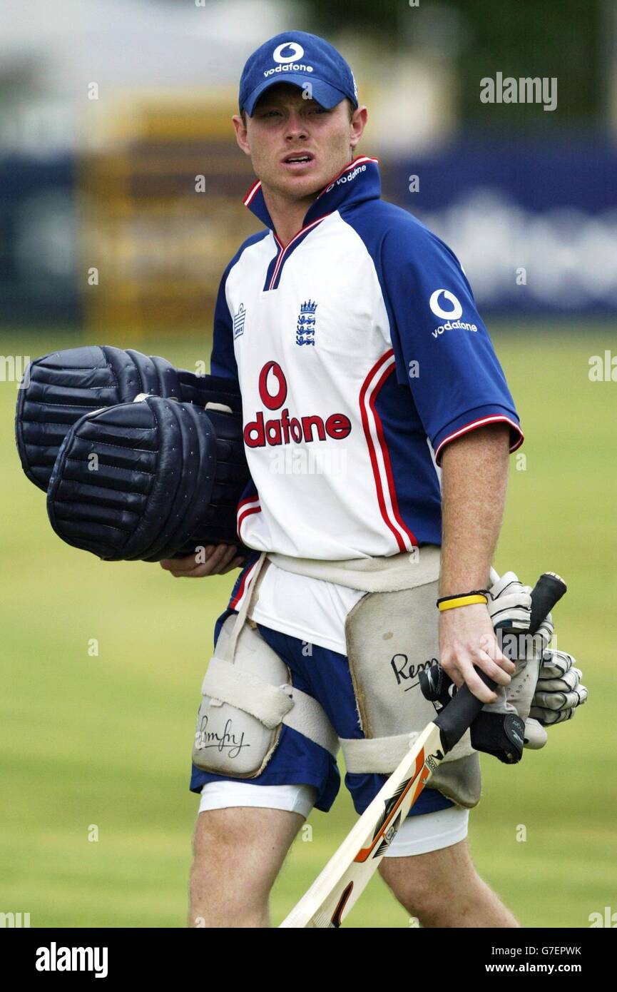 Ian Bell practice session Stock Photo - Alamy