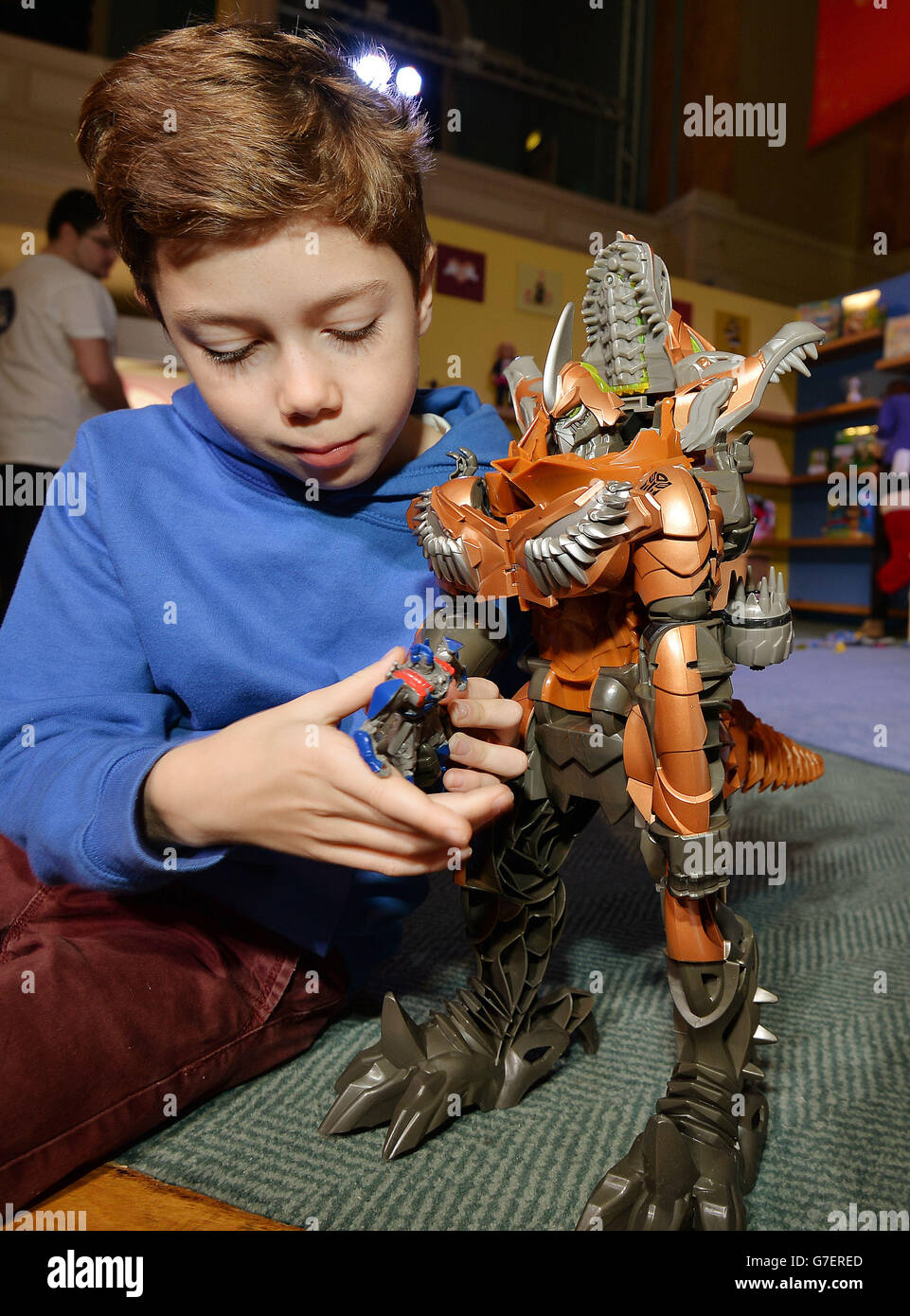 Transformers toys hi-res stock photography and images - Alamy