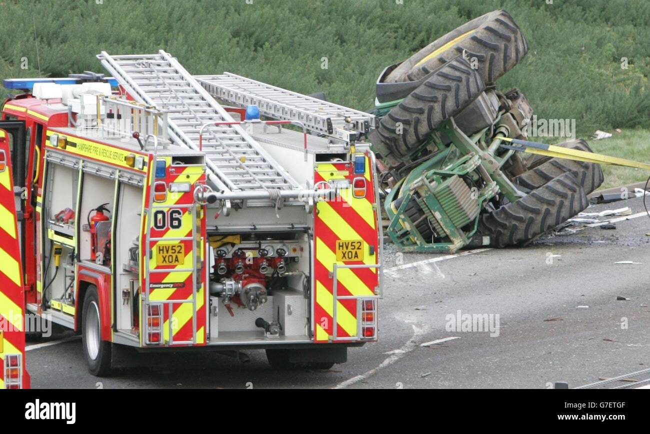 Coach crash a34 hi-res stock photography and images - Alamy