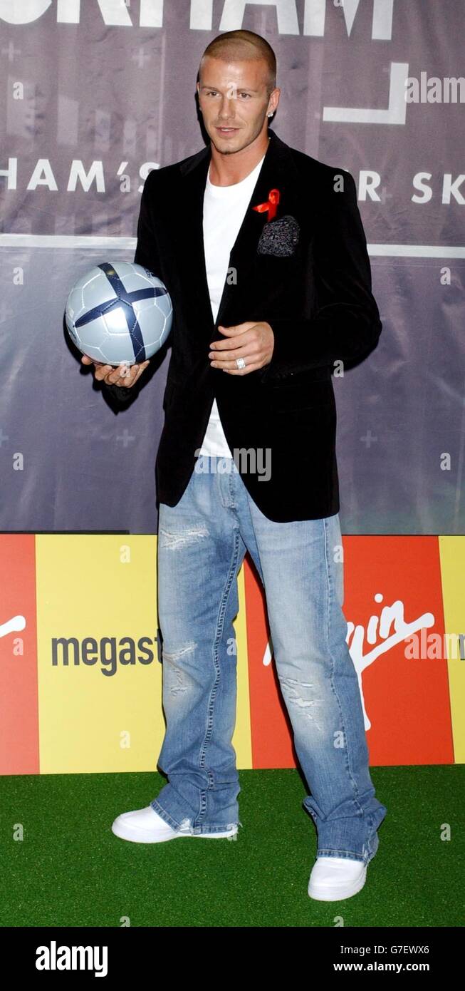 David Beckham DVD signing Stock Photo - Alamy