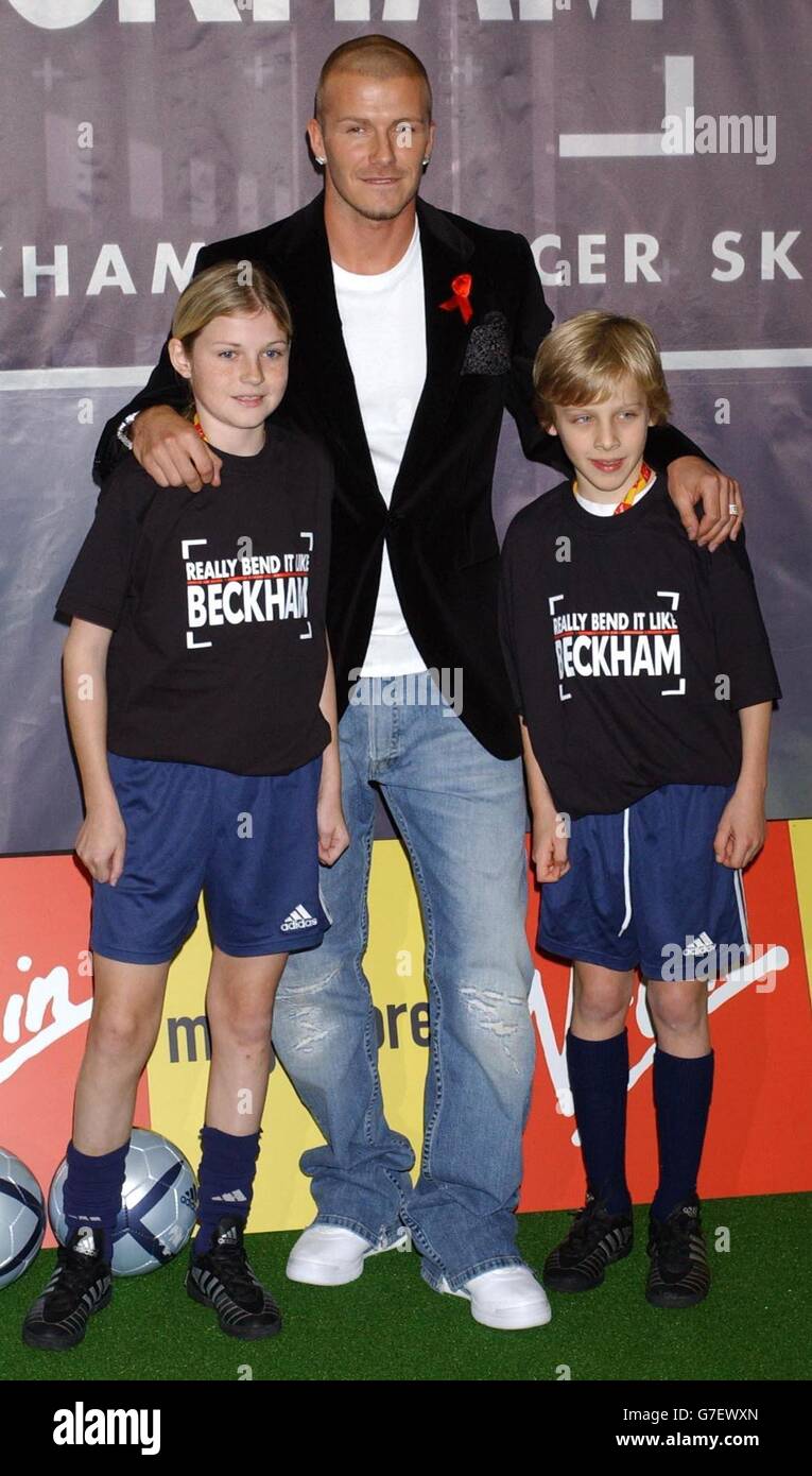 David Beckham DVD signing Stock Photo - Alamy