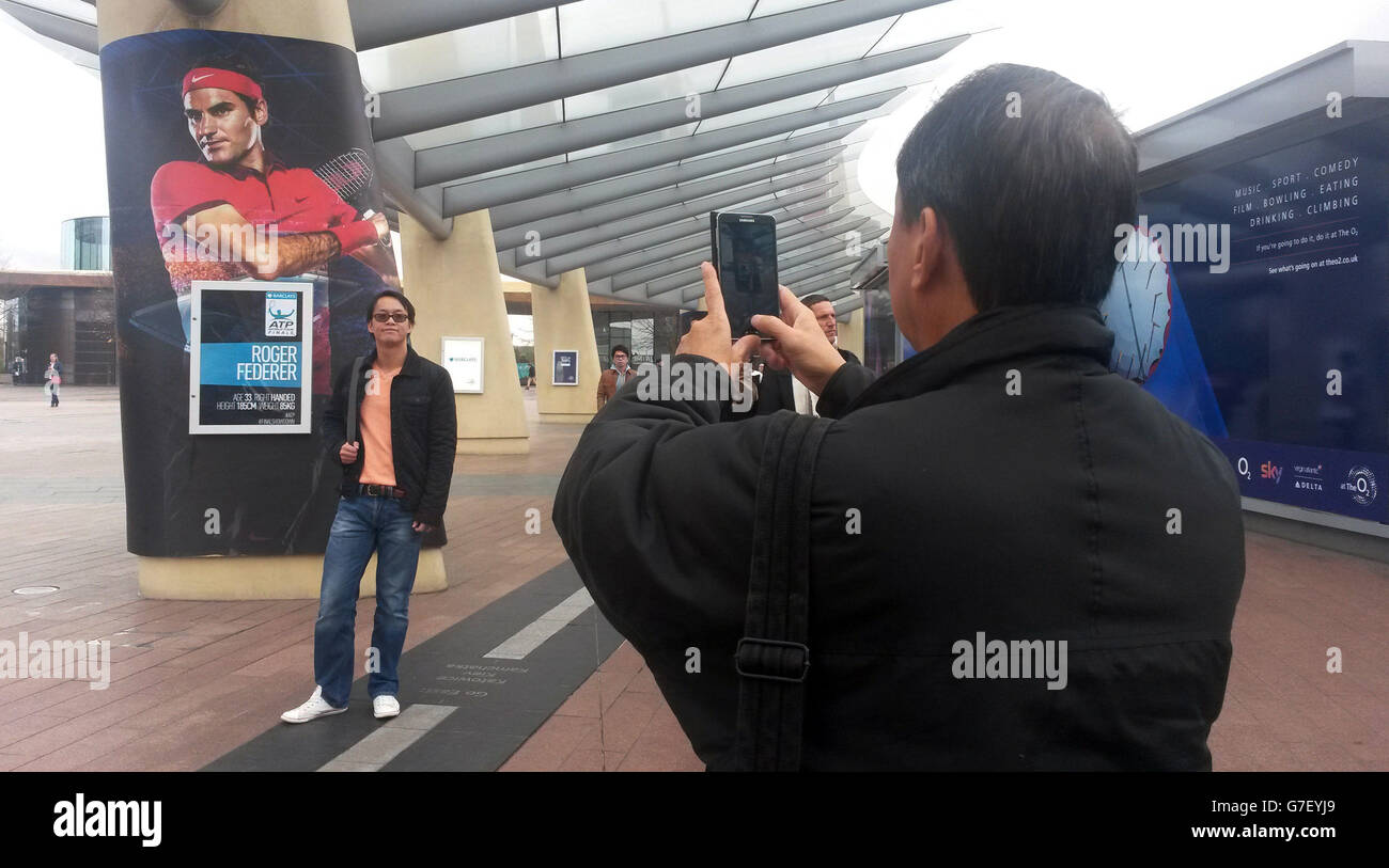 Tennis - Barclays ATP World Tour Finals - Day Seven - O2 Arena. Fans ...