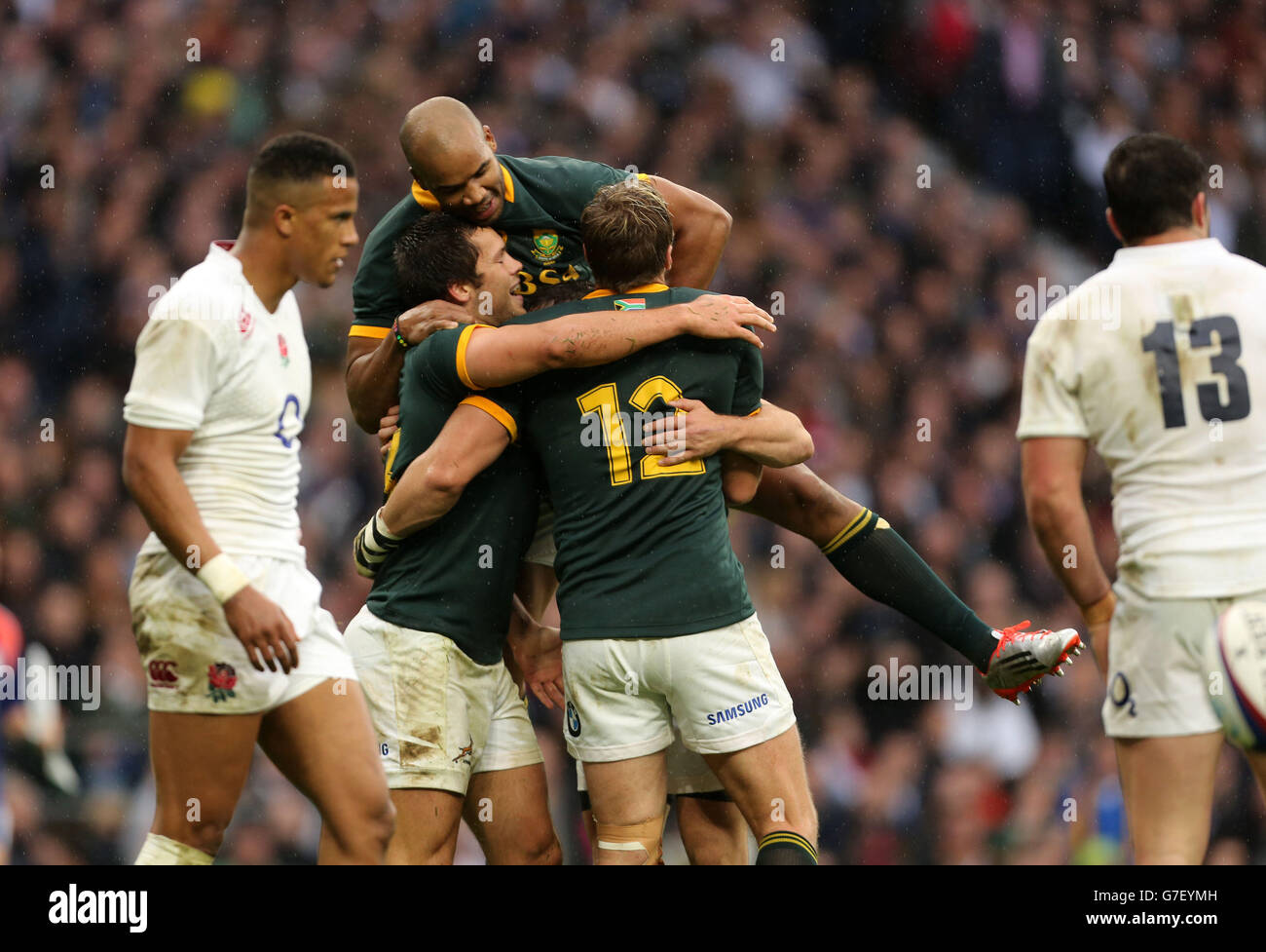South Africa's Jan Serfontein (centre, left) celebrates scoring the ...