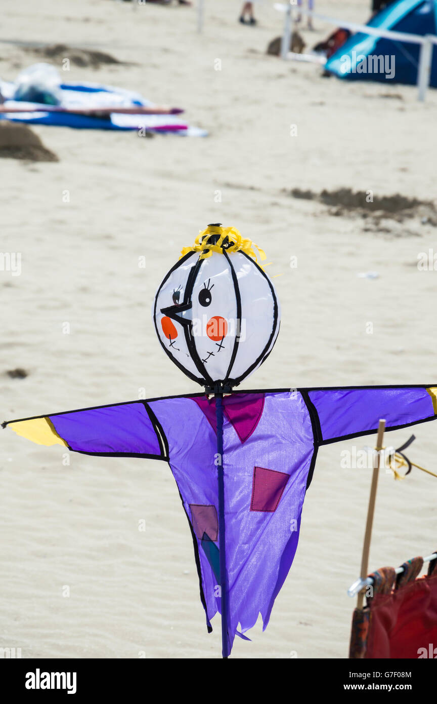 Scarecrow beach hi-res stock photography and images - Alamy