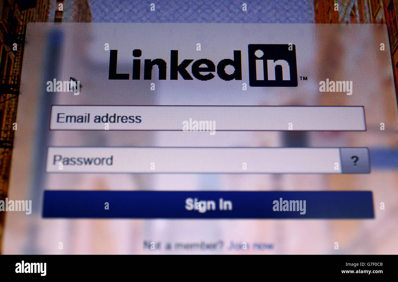 Linkedin homepage hi-res stock photography and images - Alamy