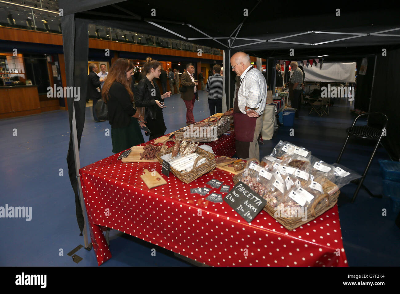 Cotswold celebration zone in centaur cheltenham racecourse hi-res stock ...
