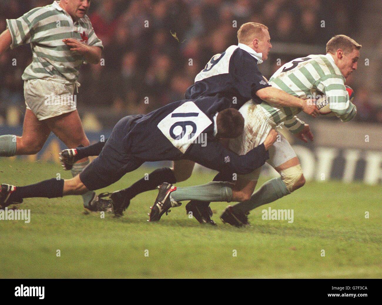 Cambridge universitys matthew singer right runs in for a try hi-res ...