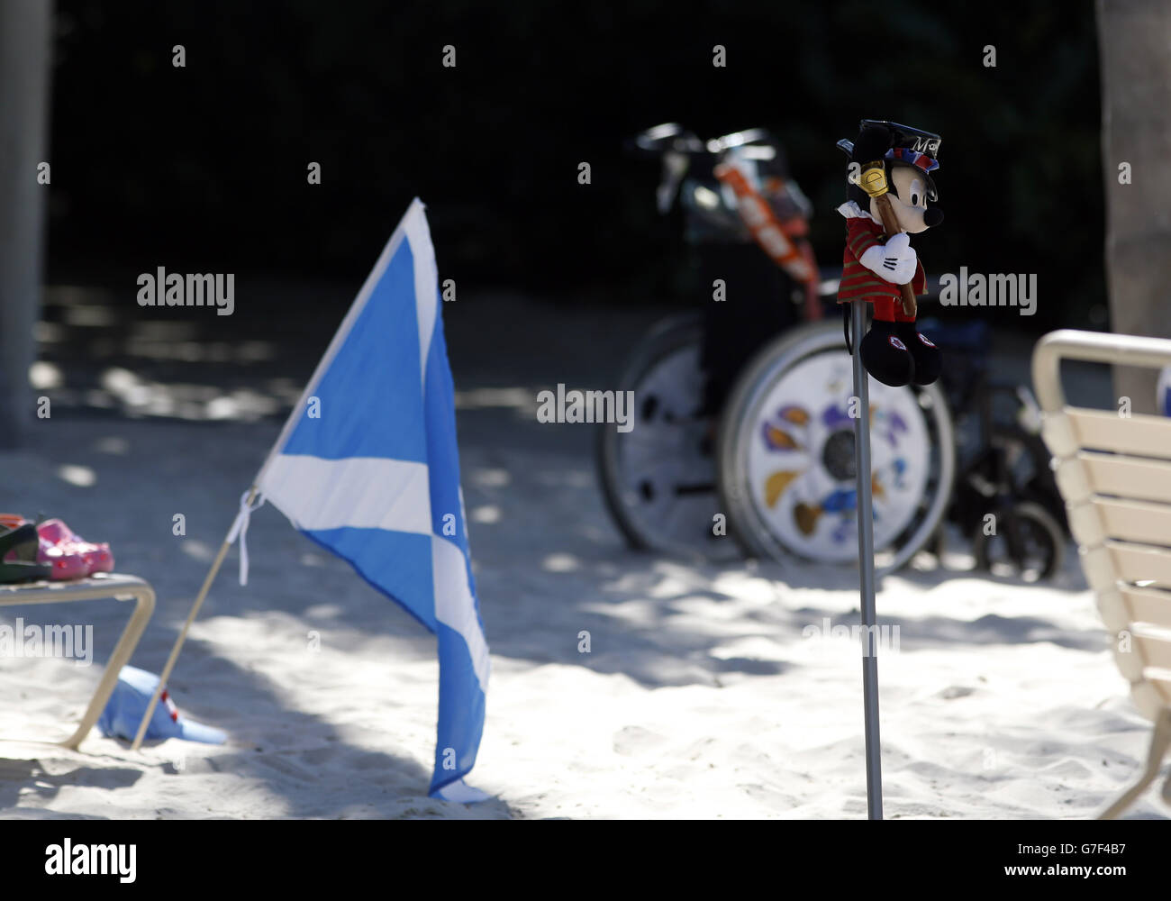 News charity dreamflight hi-res stock photography and images - Alamy