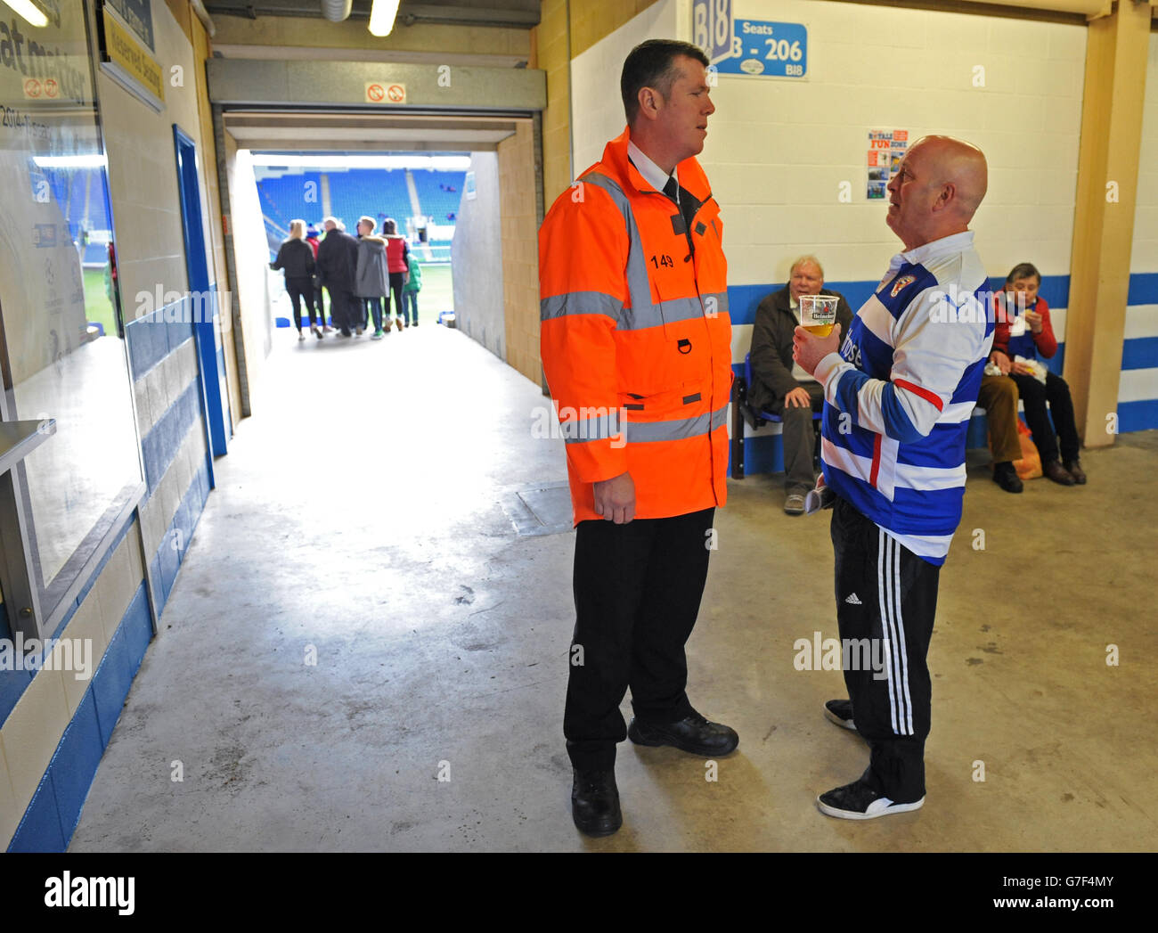 Soccer - Sky Bet Championship - Reading v Blackpool - Madejski Stadium ...