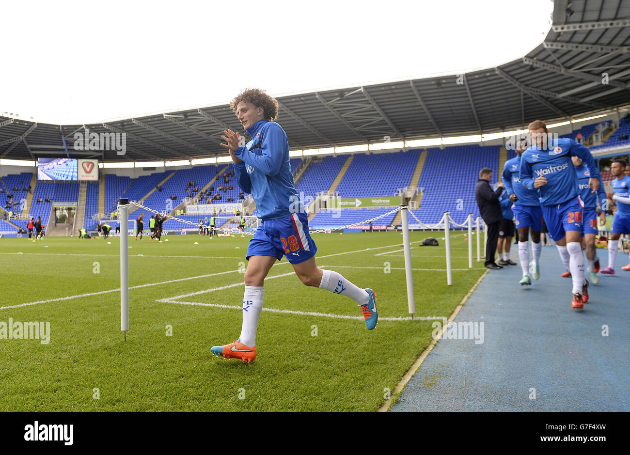 Soccer - Sky Bet Championship - Reading v Blackpool - Madejski Stadium ...