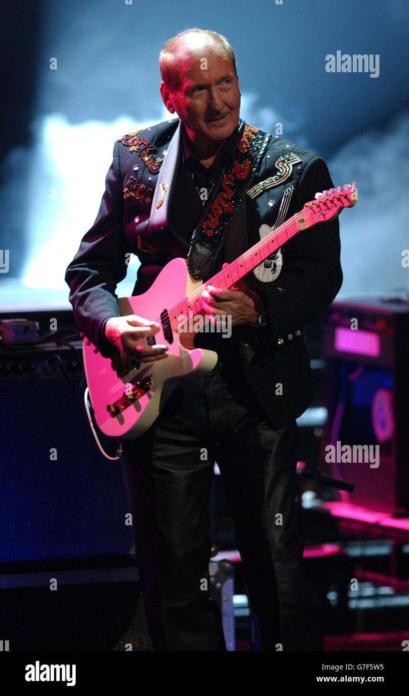 James burton performing hi-res stock photography and images - Alamy