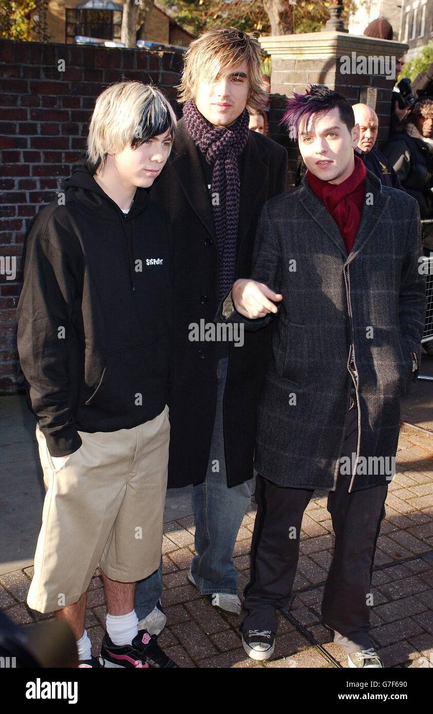 Busted band hi-res stock photography and images - Alamy