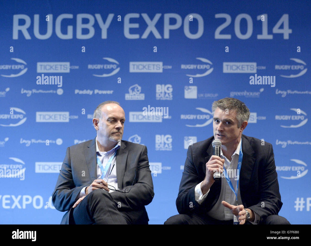 Synergy's Tim Crow (left) and Manchester United's Tom Hill during the ...