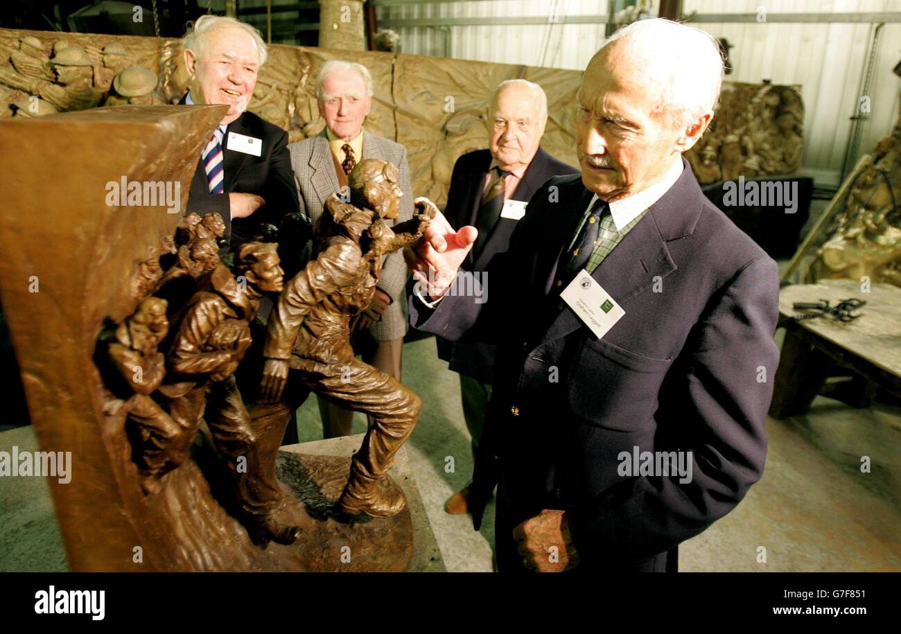 Air commodore peter brothers cbe dso dfc age 87 hi-res stock ...