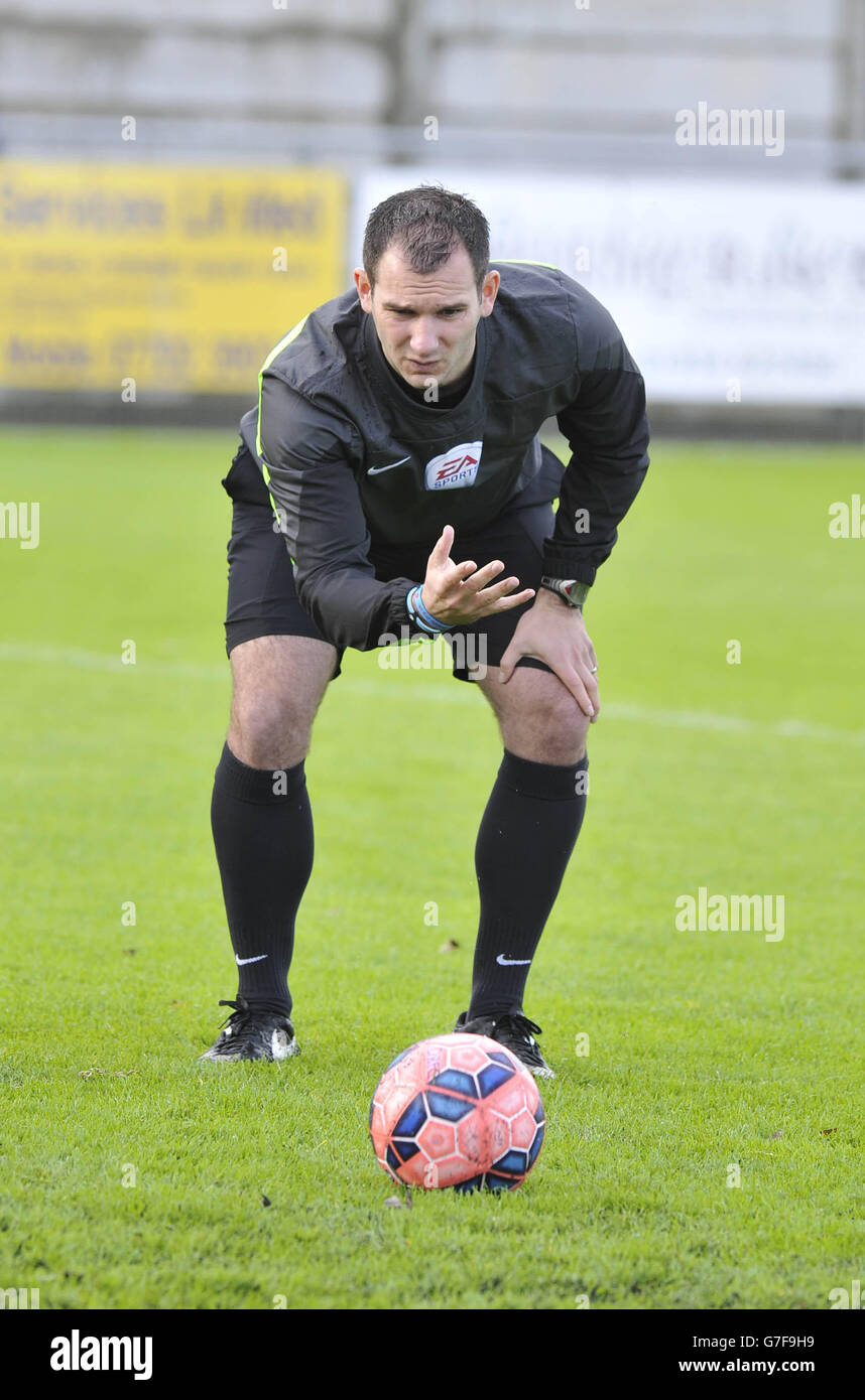 Checks pitch hi-res stock photography and images - Alamy