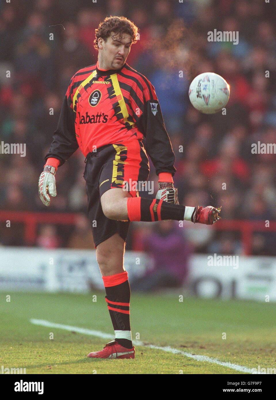 Mark crossley manchester united hi-res stock photography and images - Alamy