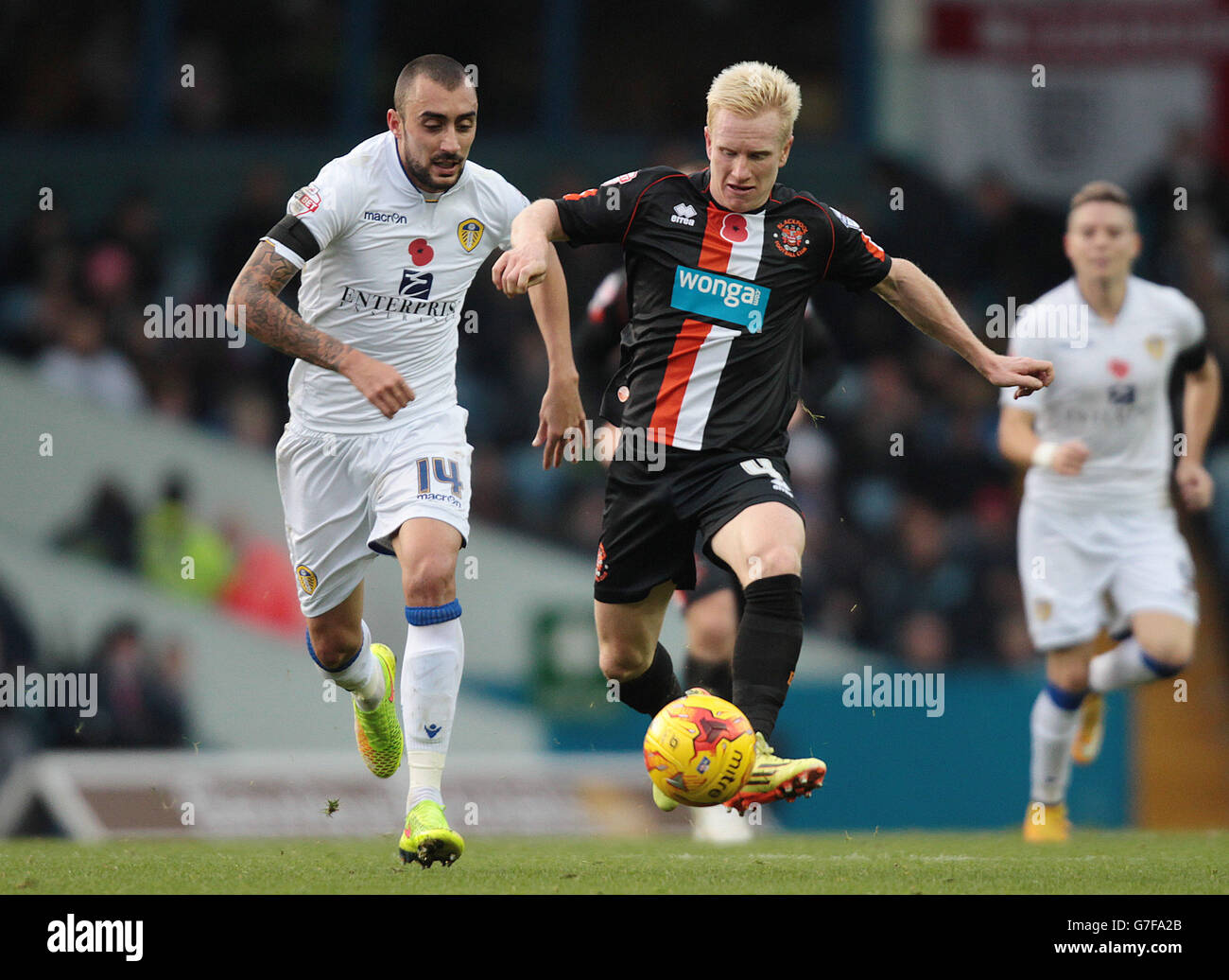 Leeds uniteds and blackpools hi-res stock photography and images - Alamy