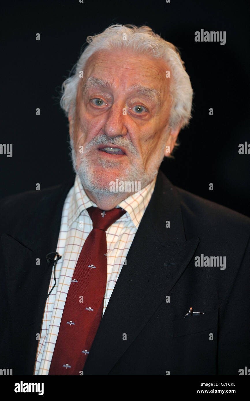 Cribbins receives j m barrie award hi-res stock photography and images ...