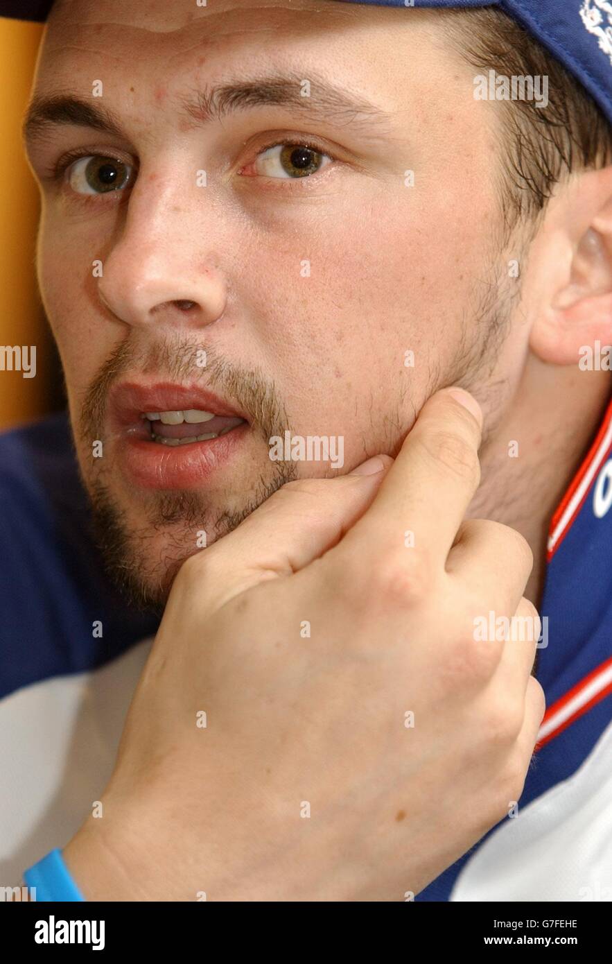 Sport cricket practice stephen harmison hi-res stock photography and ...