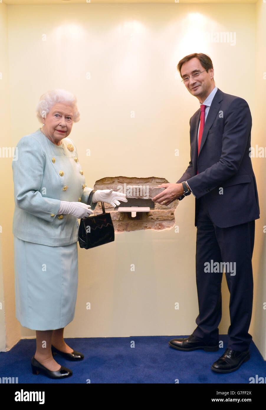 Queen Elizabeth II and Dr Robin Niblett, Director of Chatham House ...