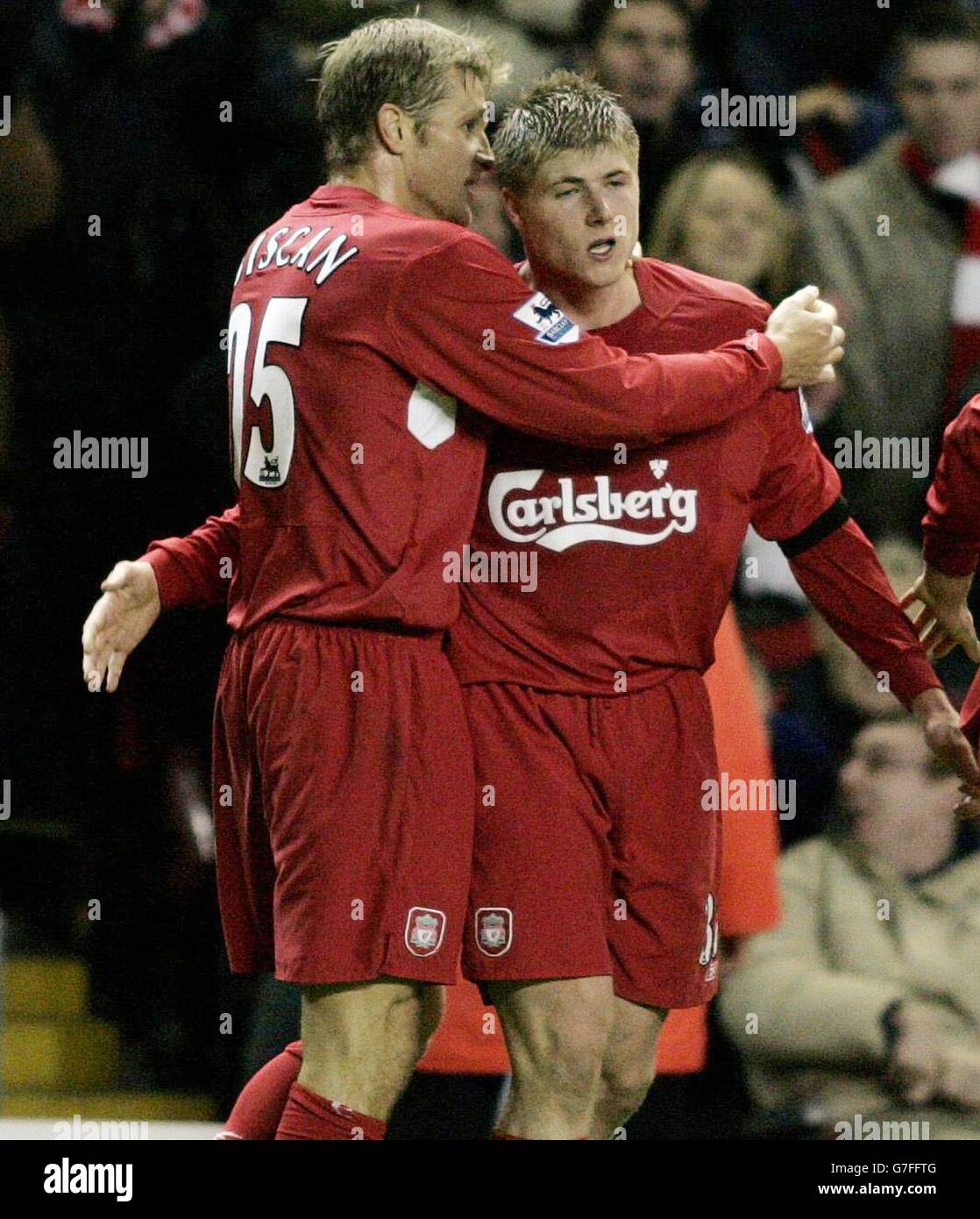 Neil mellor liverpool cup hi-res stock photography and images - Alamy