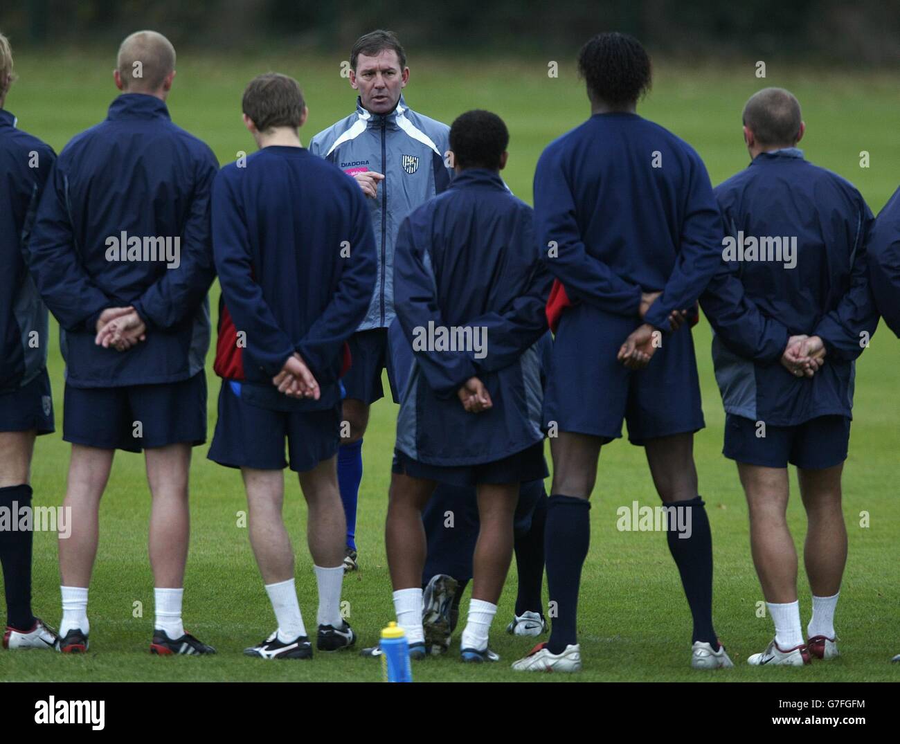 Sport football manager coach coaching bryan robson hi-res stock ...