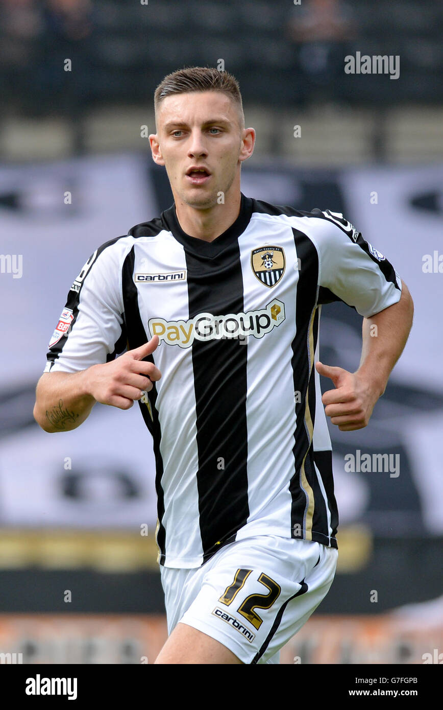 Soccer notts county lewpics hi-res stock photography and images - Alamy