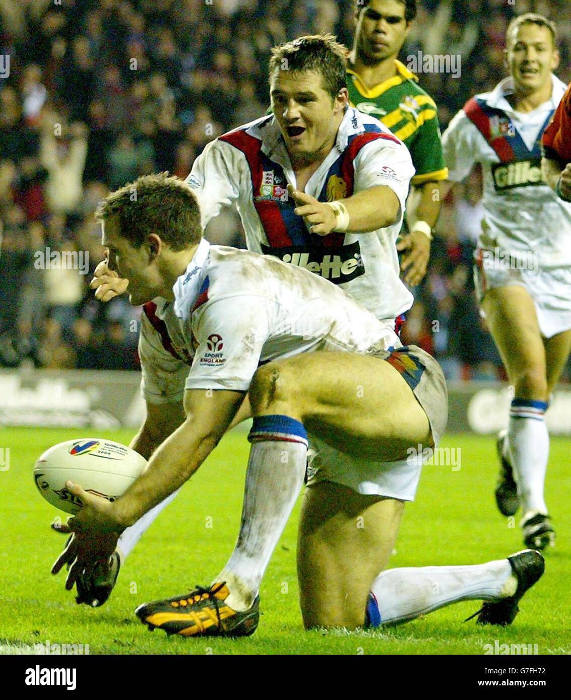 Sport rugby league action stuart fielden hi-res stock photography and ...