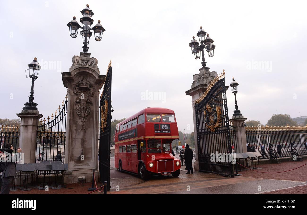 The Royal British Legion's London Poppy Day appeal poppy bus at ...