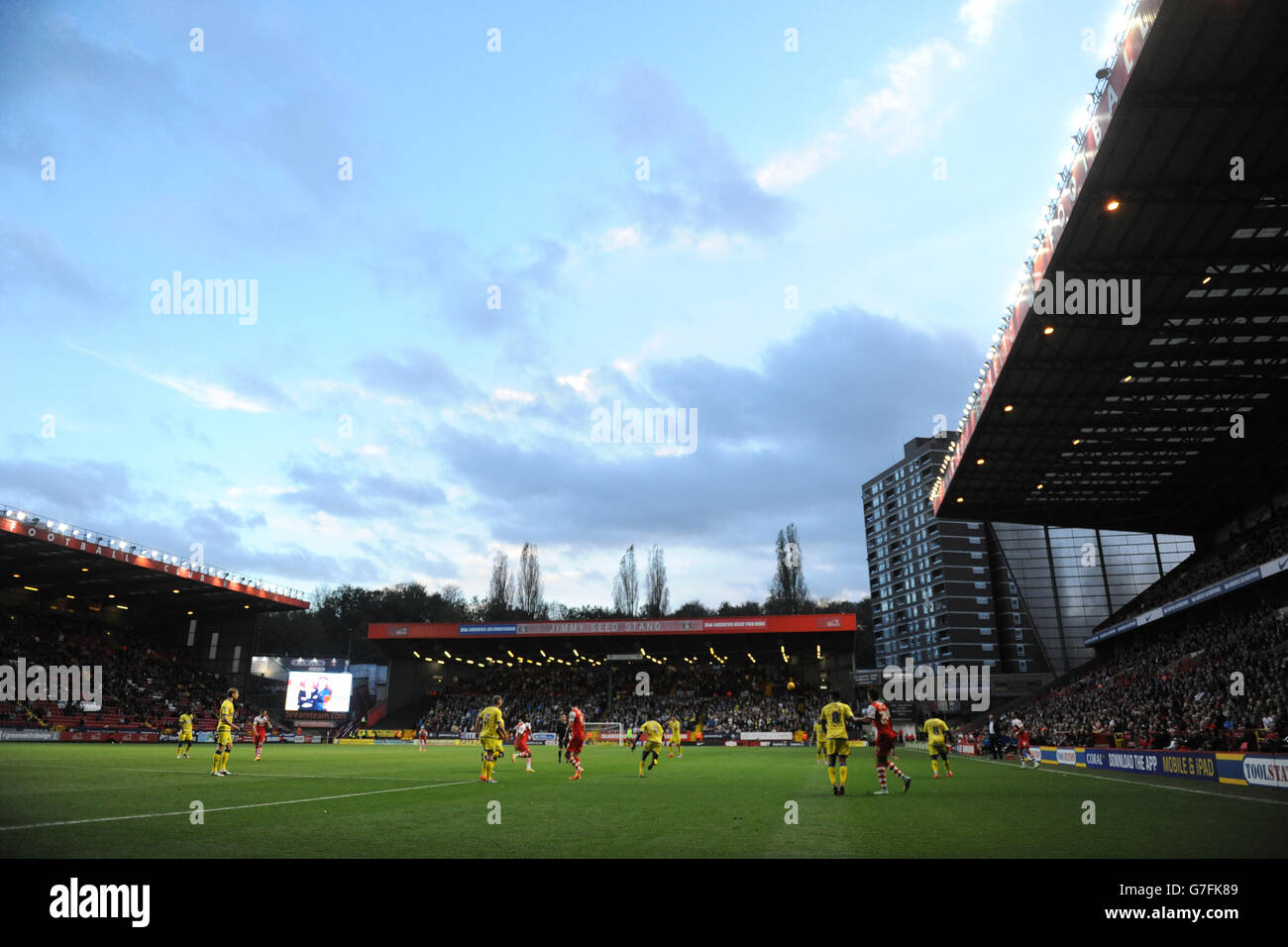 The valley charlton general night hi-res stock photography and images ...