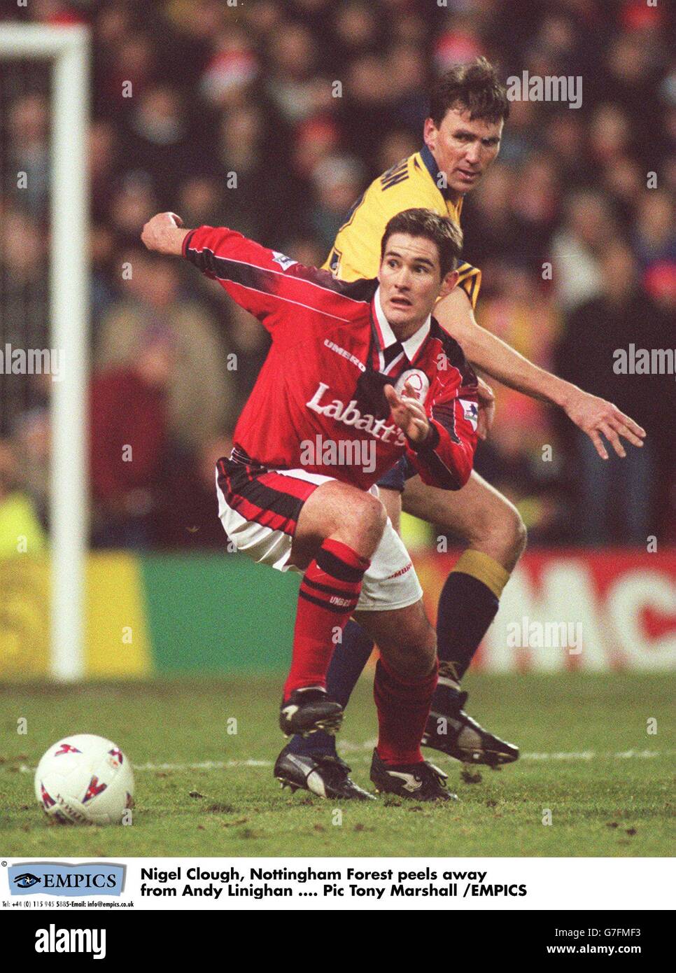 Nottingham forest peels away andy linighan hi-res stock photography and ...