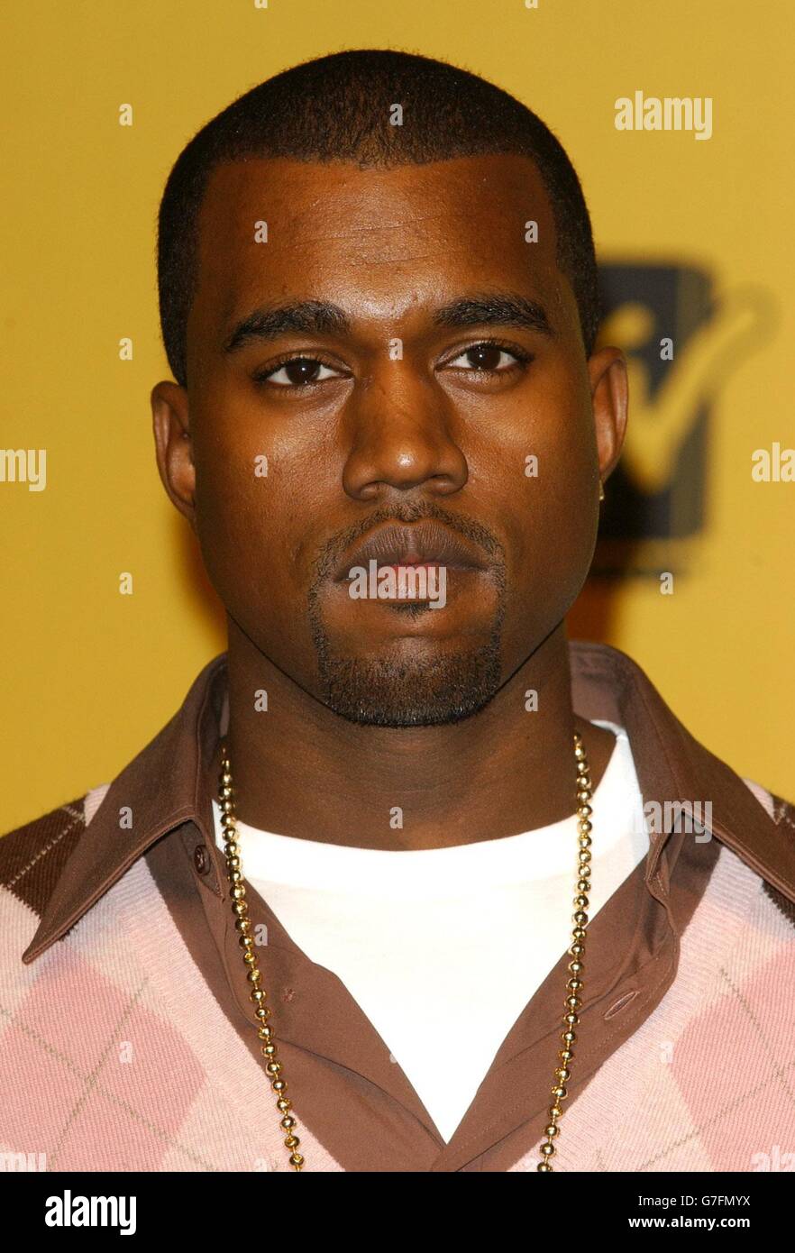 Showbiz music mtv celebrity singer head shoulders kanye west hi-res ...