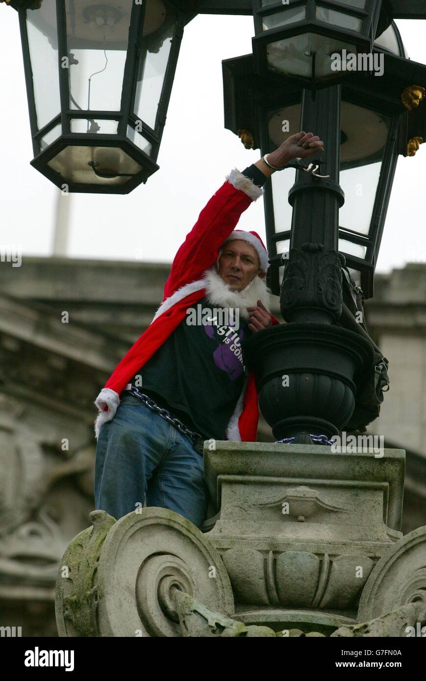 Fathers 4 Justice Stock Photo - Alamy