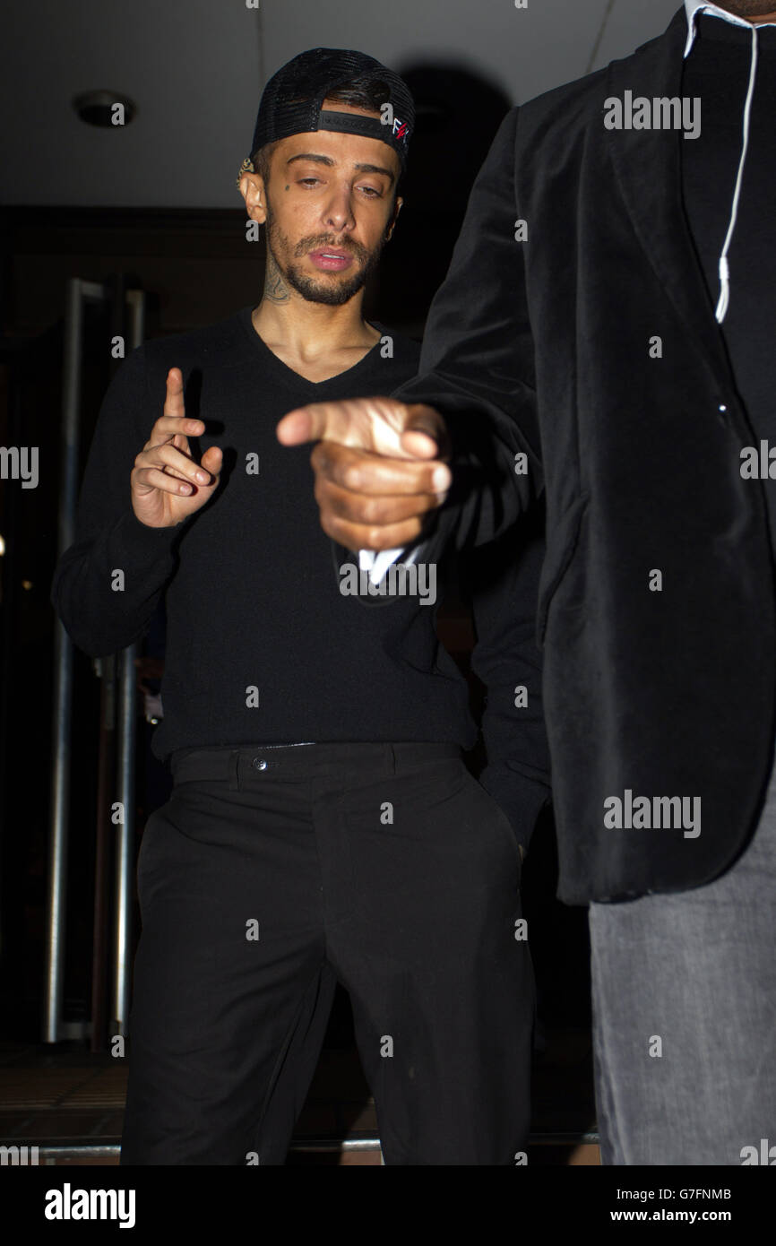 Former n dubz singer dappy leaves the crown court in guildford hi-res ...