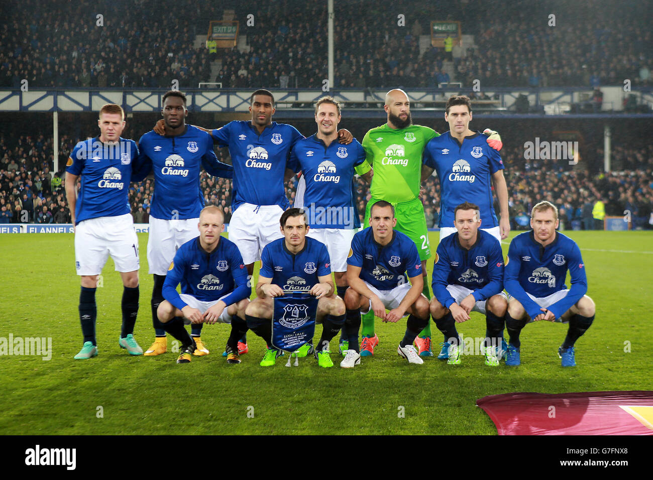 Everton Team line-up Top Row (Left to Right) James McCarthy, Romelu ...