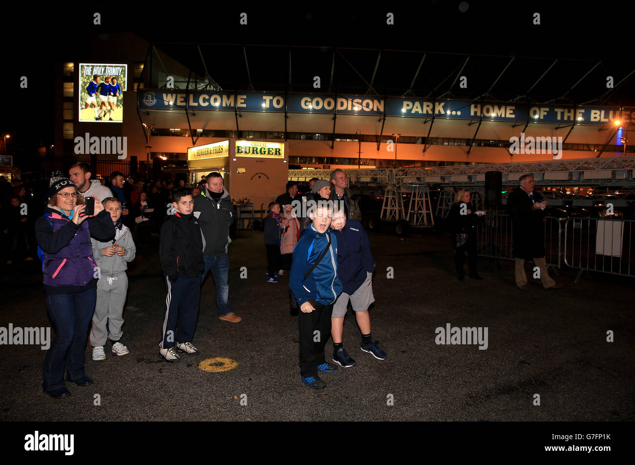 A general view of fans outside goodison park hi-res stock photography ...