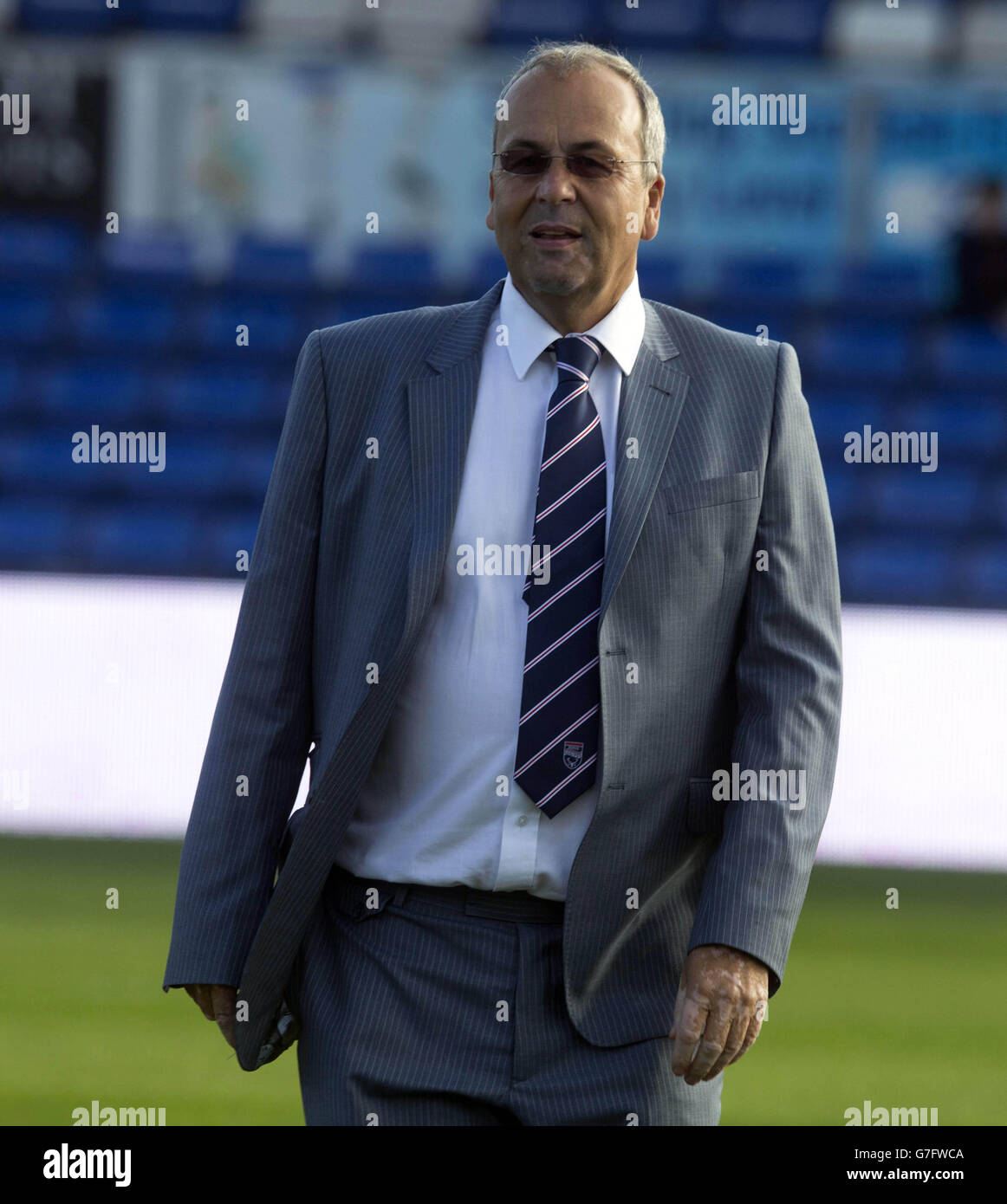 Roy Macgregor High Resolution Stock Photography and Images - Alamy