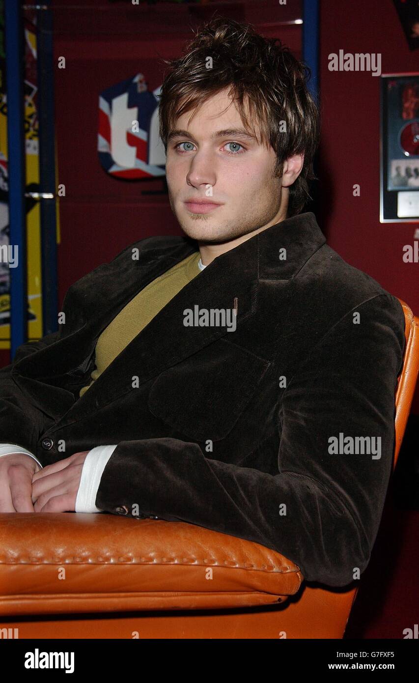 Singer Jamie Scott during his guest appearance on MTV's TRL - Total ...