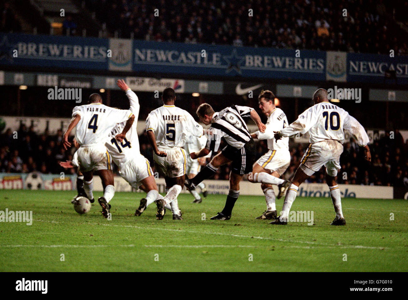 Soccer - Carling Premier League - Newcastle United v Leeds United Stock ...