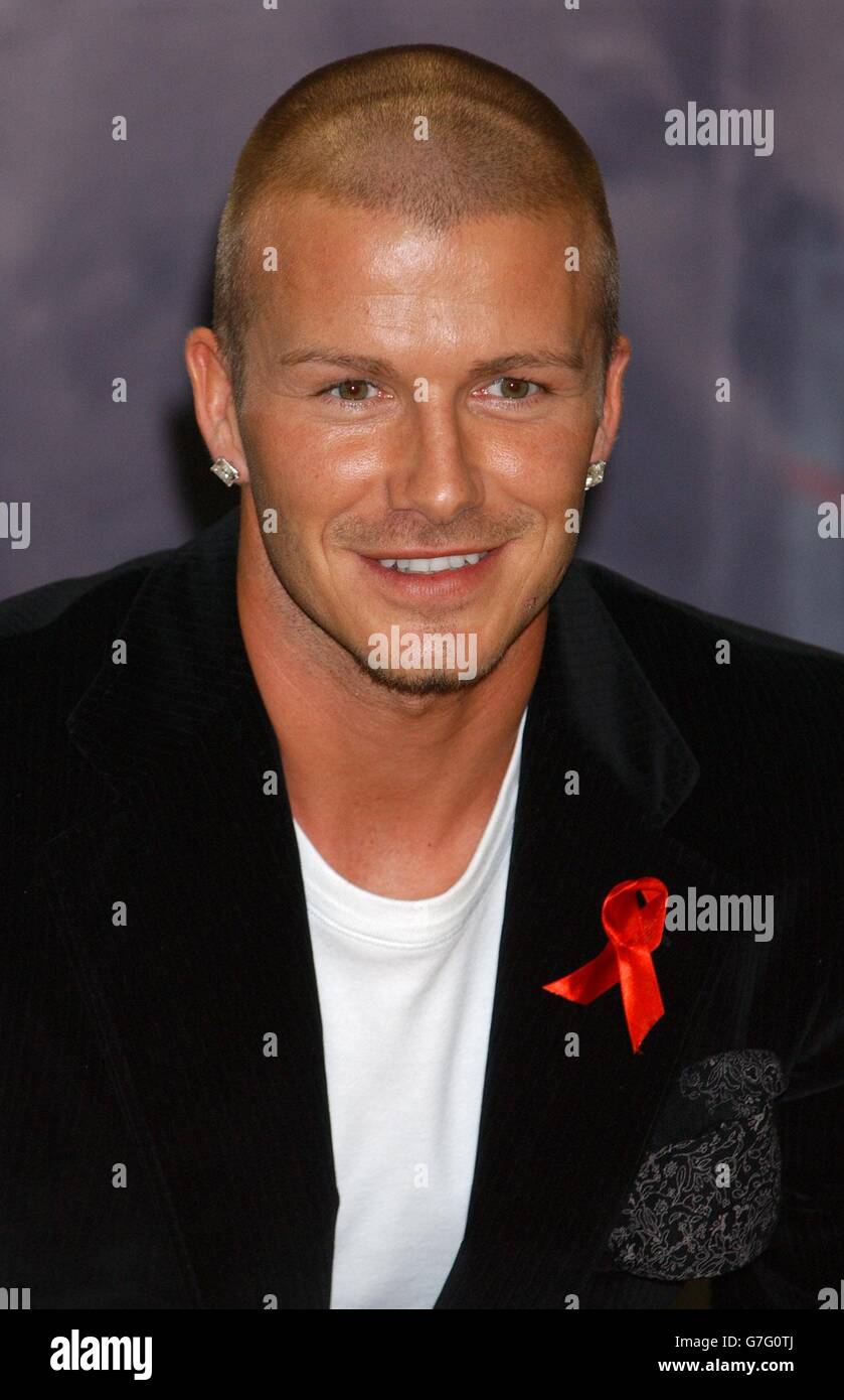 David Beckham DVD signing Stock Photo - Alamy