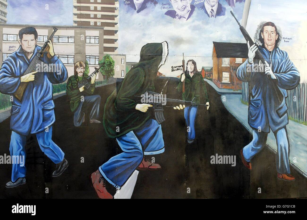 An IRA mural in Belfast Stock Photo - Alamy