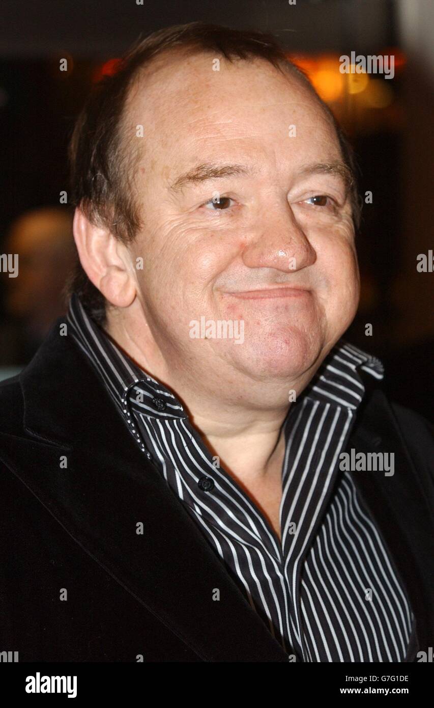 Mel Smith arrives for the world premiere of Andrew Lloyd Webber's The ...