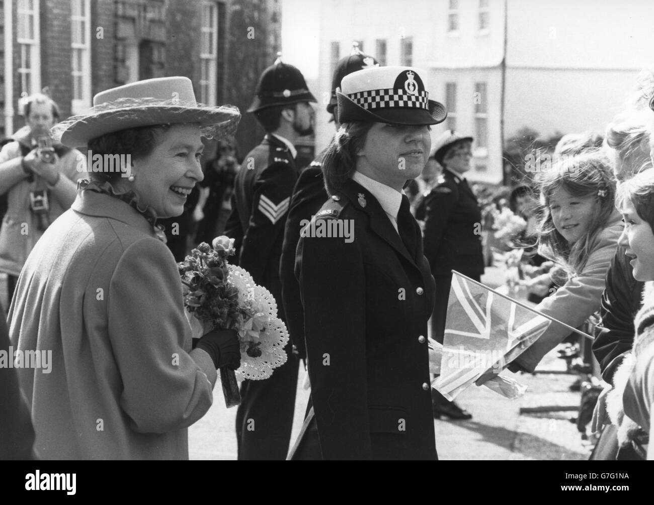 Queen elizabeth ii in exeter hi-res stock photography and images - Alamy