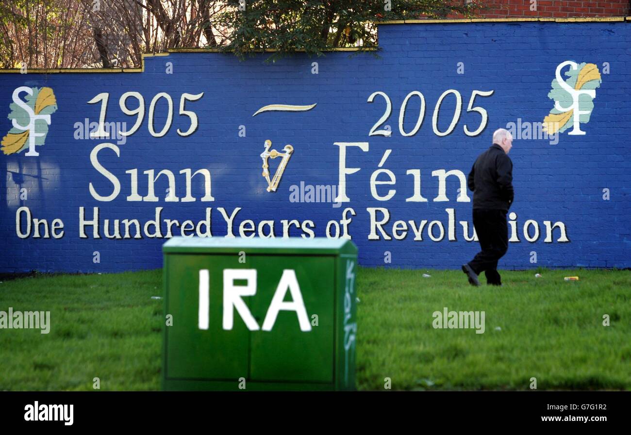 An IRA mural in Belfast Stock Photo - Alamy