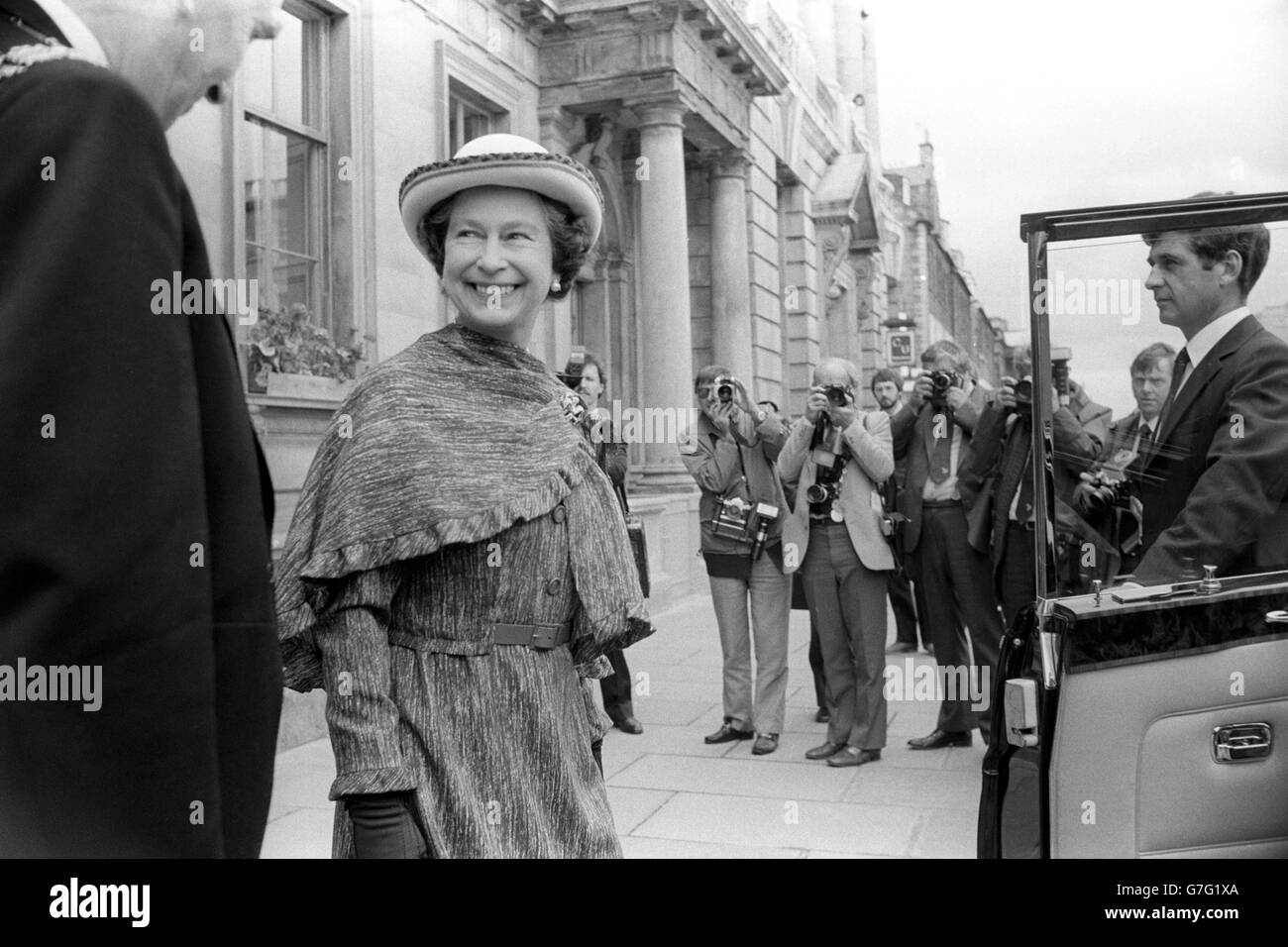 Royalty - Queen Elizabeth II - Edinburgh, Scotland Stock Photo - Alamy