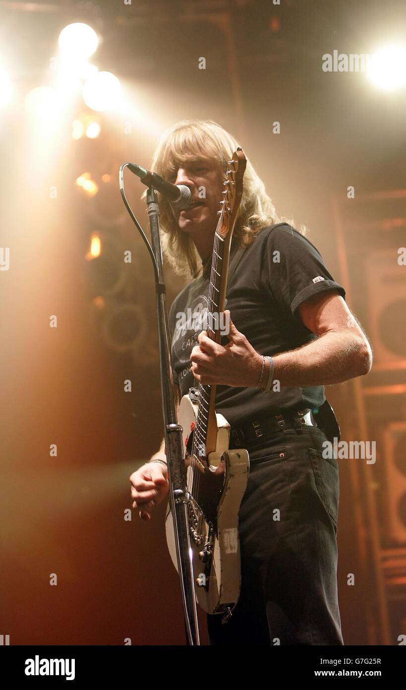 Status Quo concert Stock Photo - Alamy