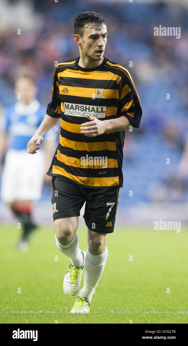 Alloa v rangers hi-res stock photography and images - Alamy Alloa v rangers hi-res stock photography and images - Alamy