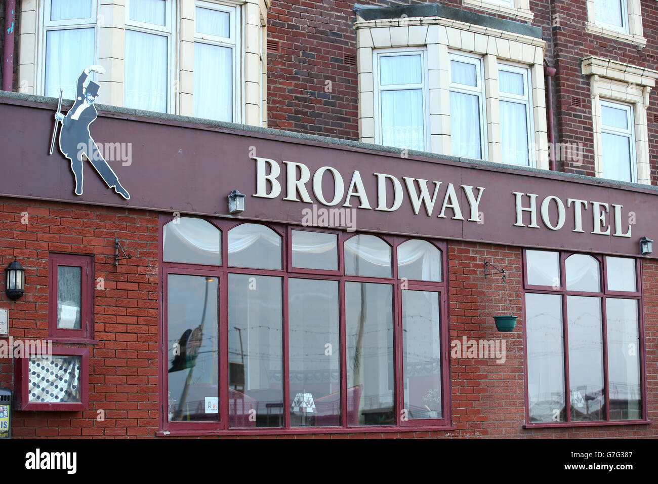 Bad hotel review couple Stock Photo - Alamy