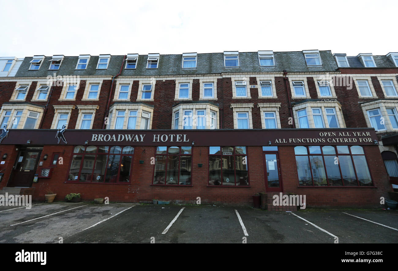 Bad hotel review couple Stock Photo - Alamy