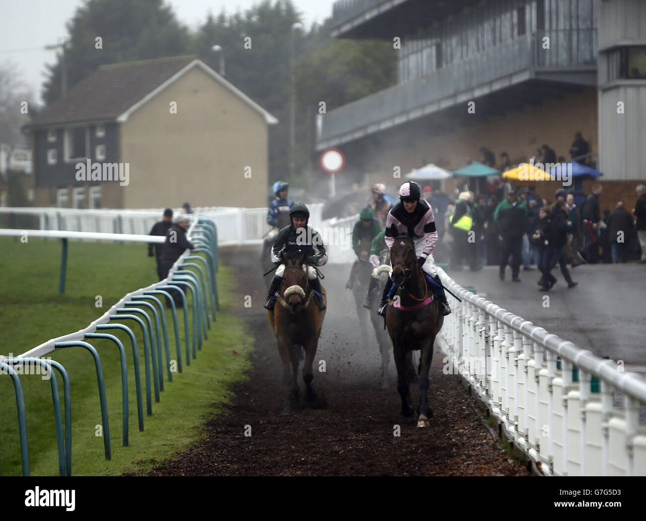 10 free bet at handicap hurdle race at fontwell racecourse hi-res stock ...
